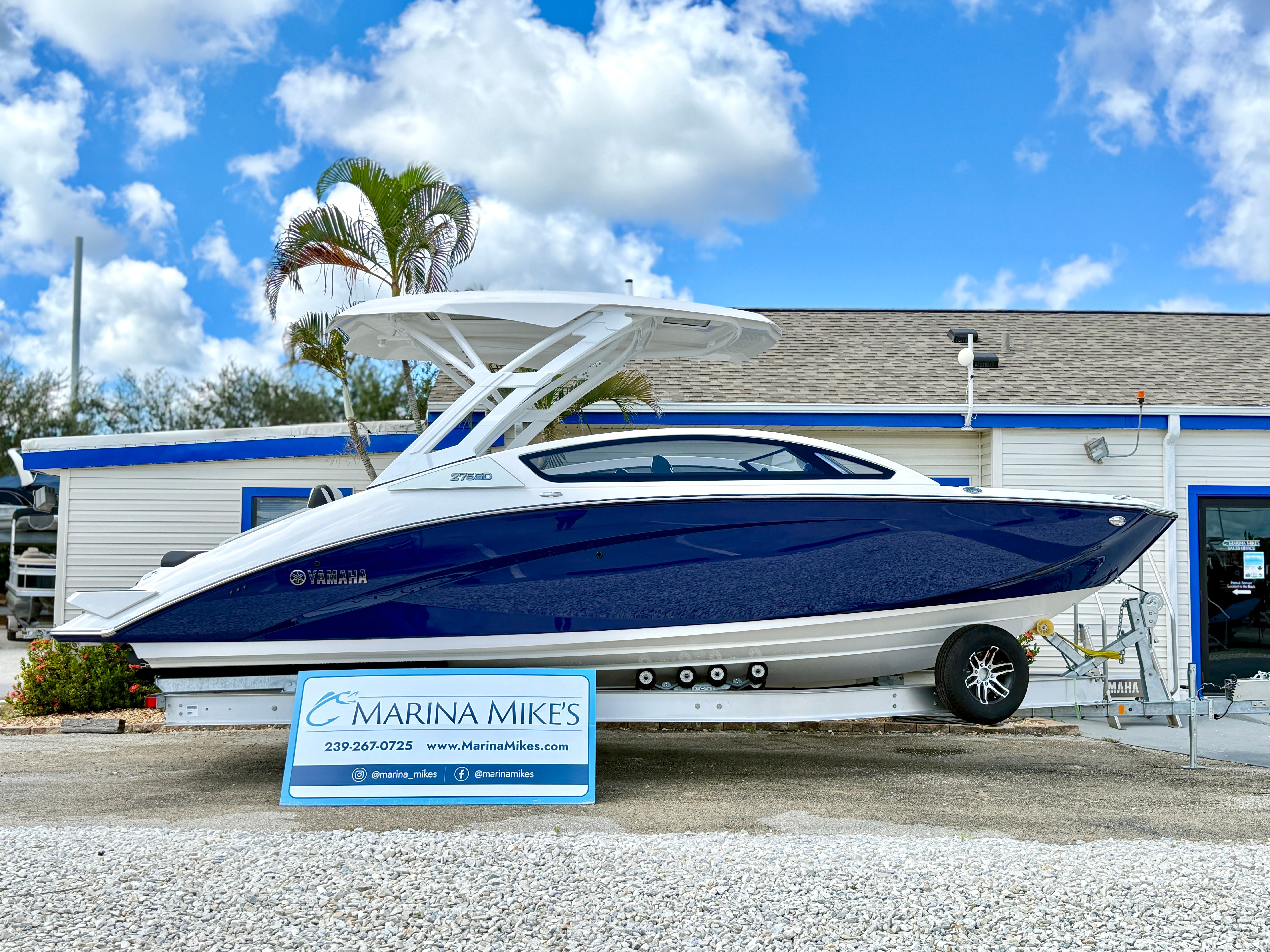 Center Console & Pontoon Boats for Sale | Marina Mike's | Fort Myers FL