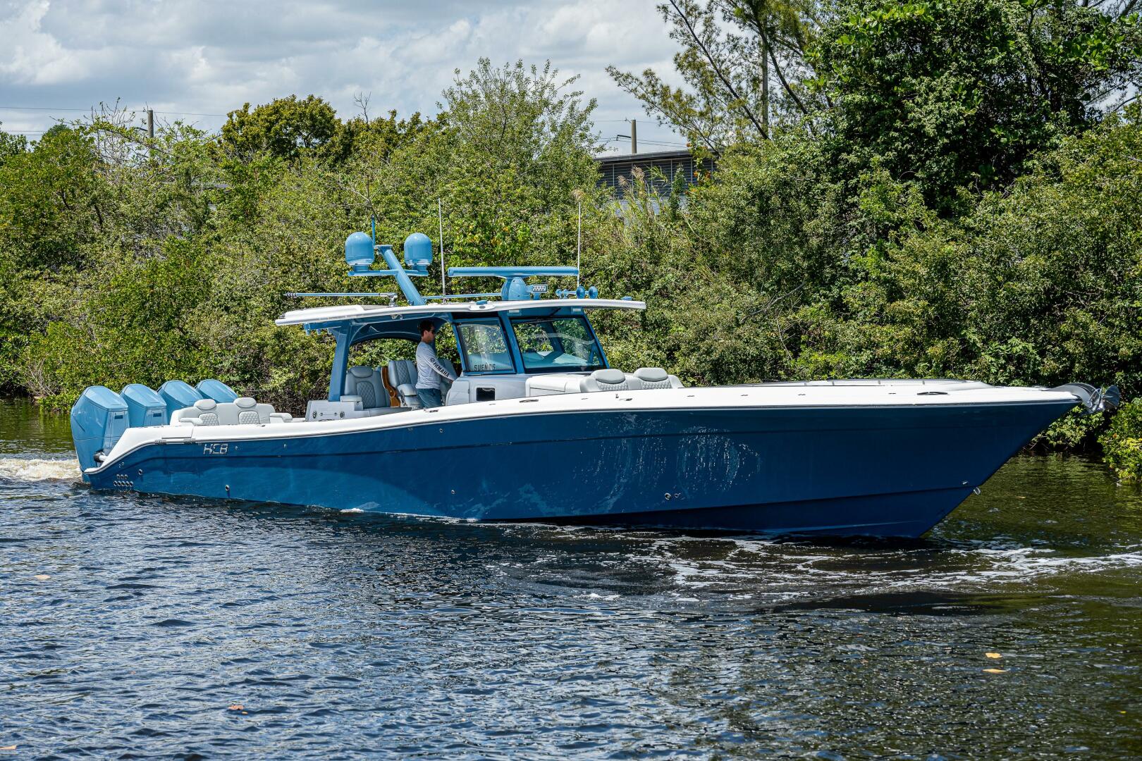 Used 2023 HCB 53 Sueños in Jupiter, FL | Legendary Marine