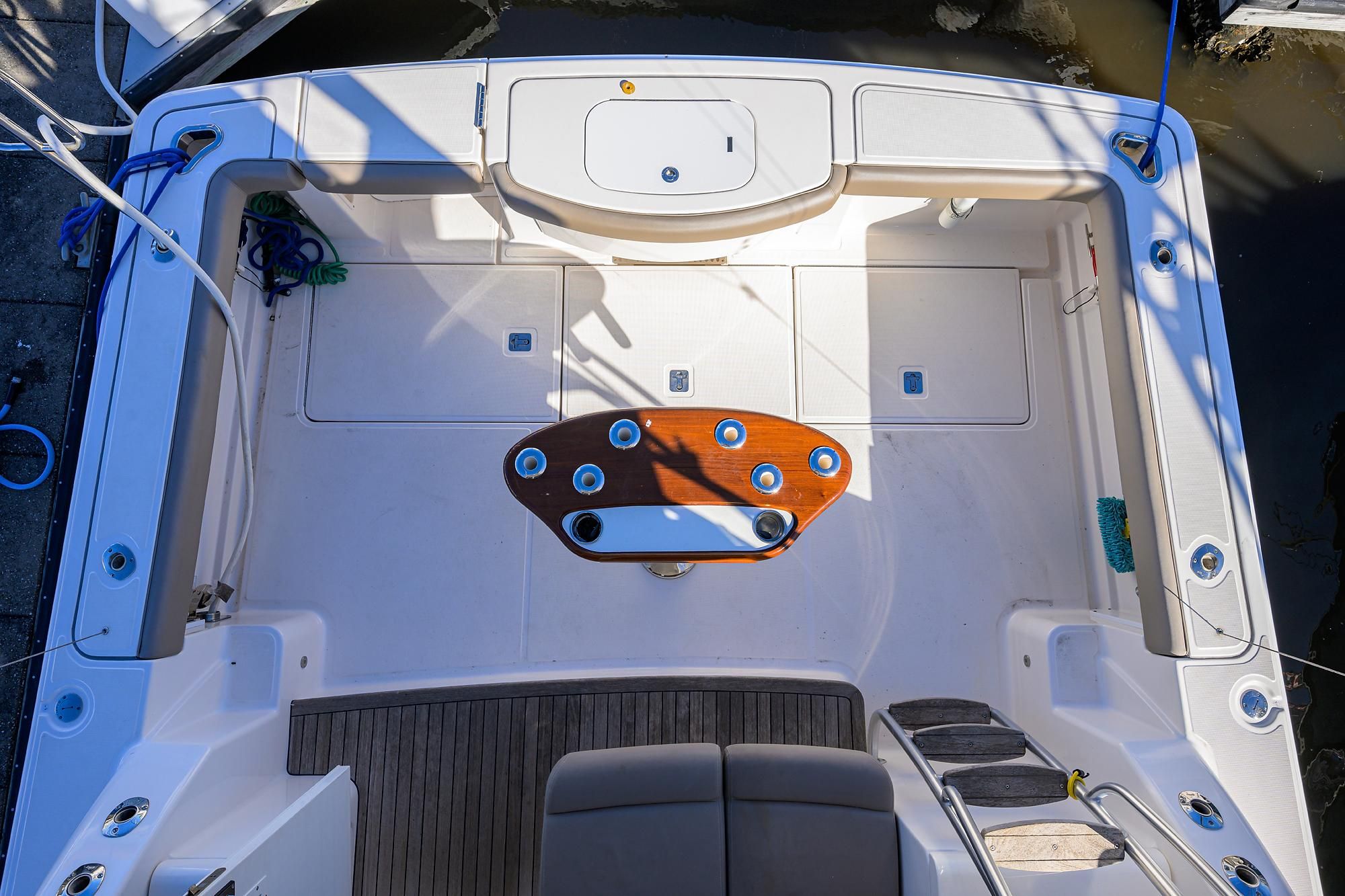 Used 2017 TIARA YACHTS 39 CONVERTIBLE | Ocean Blue Yacht Sales