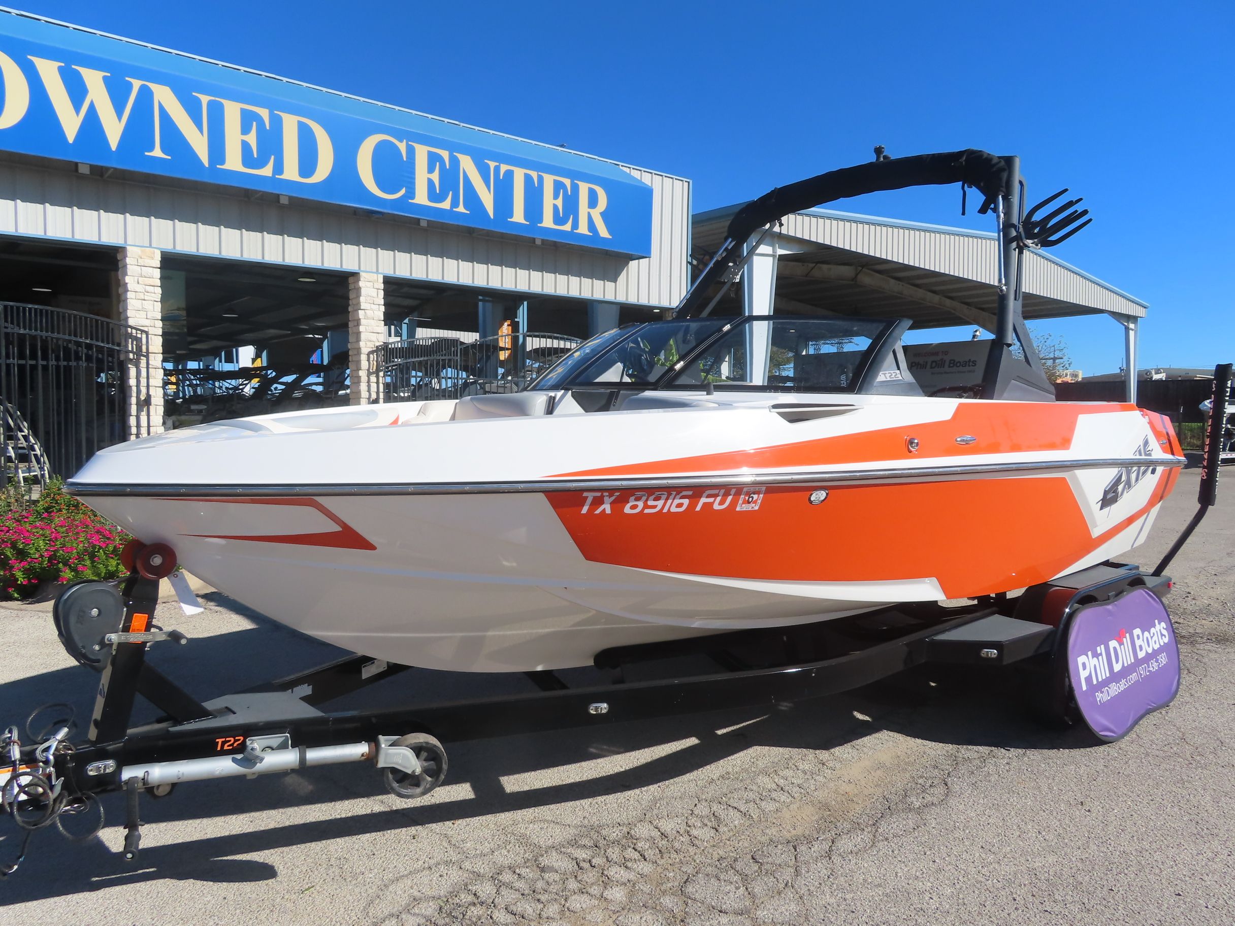Used 2020 AXIS T22 in Lewisville, TX | Phil Dill Boats