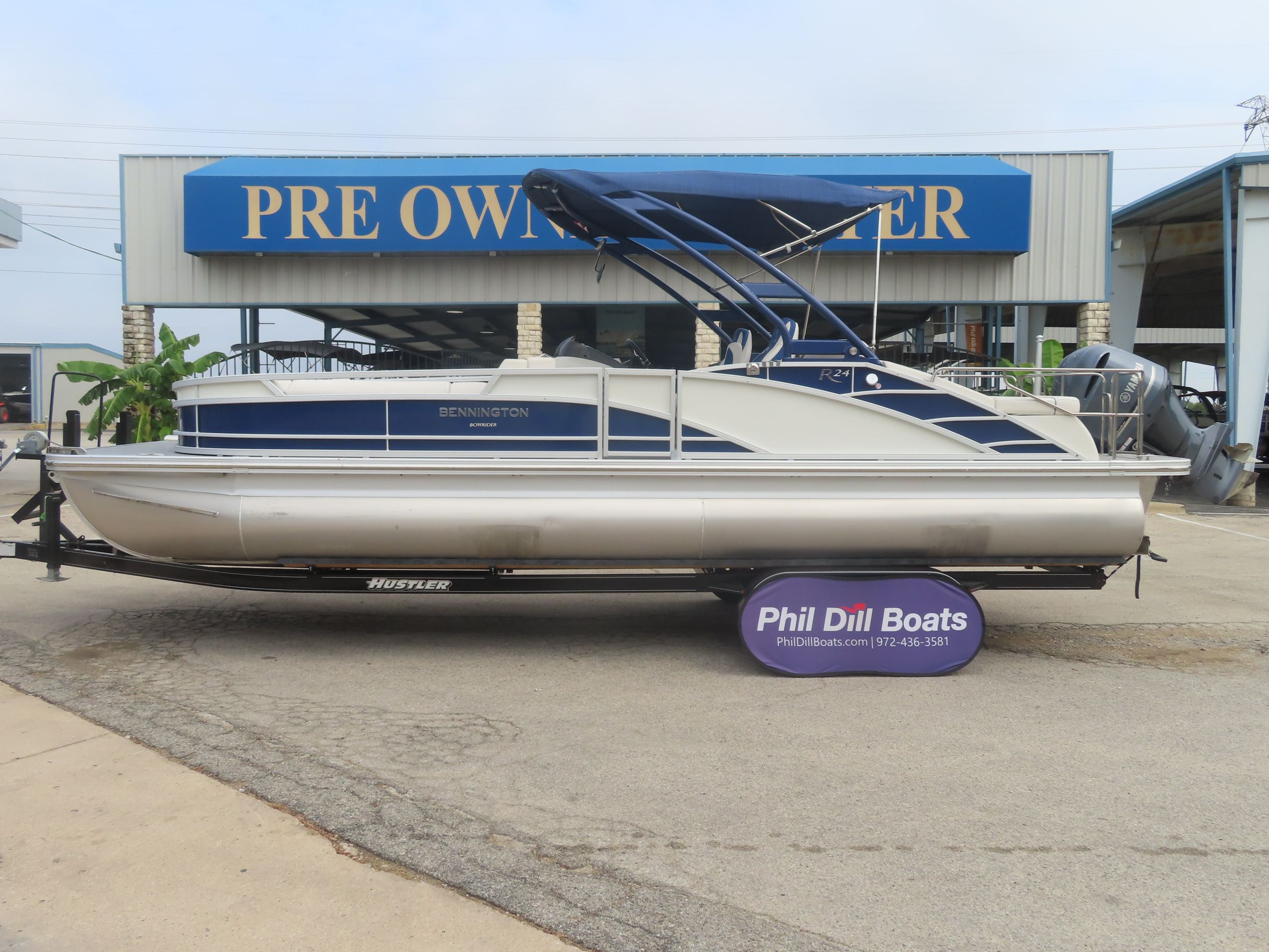 Used Bennington Pontoon Boats for Sale | Phil Dill Boats