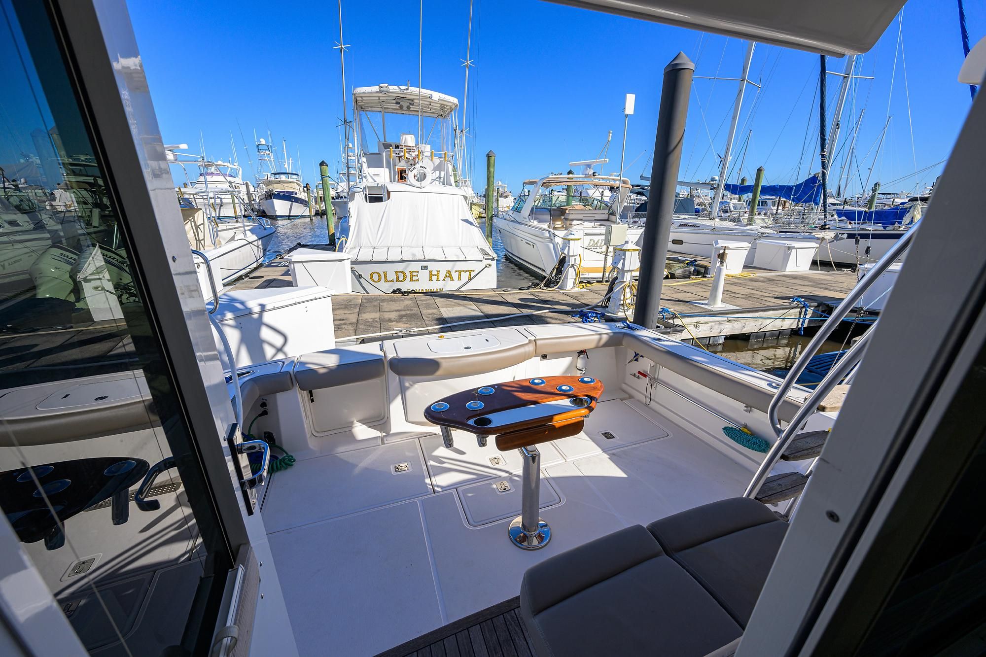 Used 2017 TIARA YACHTS 39 CONVERTIBLE | Ocean Blue Yacht Sales