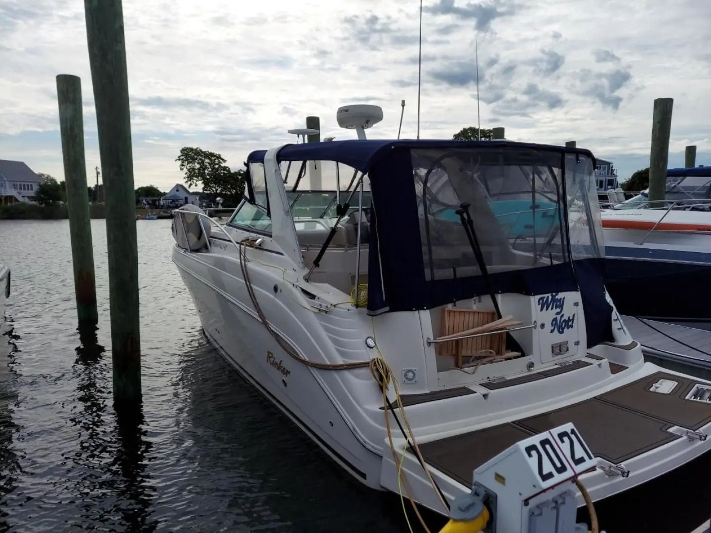 Used 2004 Rinker 342 Fiesta Vee for sale in Mystic, Connecticut | Boats ...
